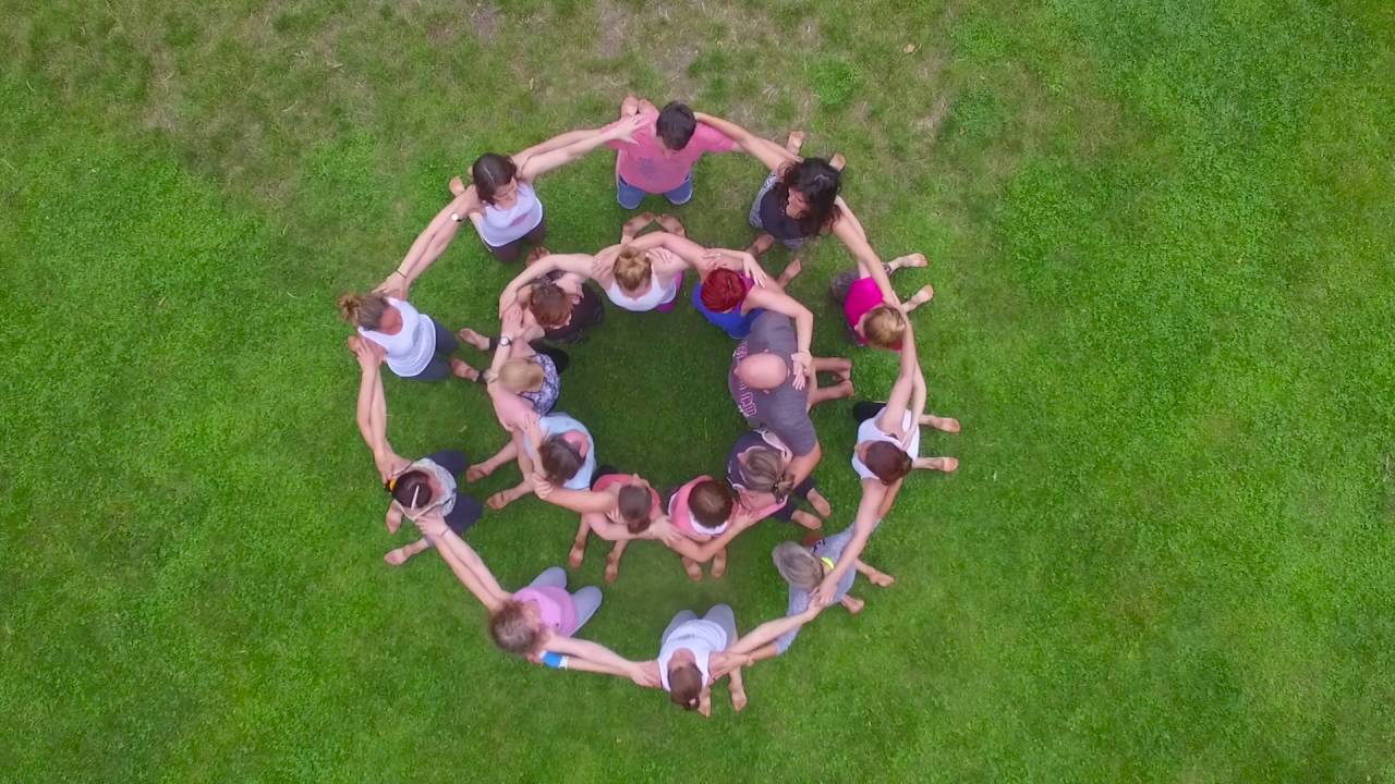 Élő Mandalák - Human Mandalas - YouTube