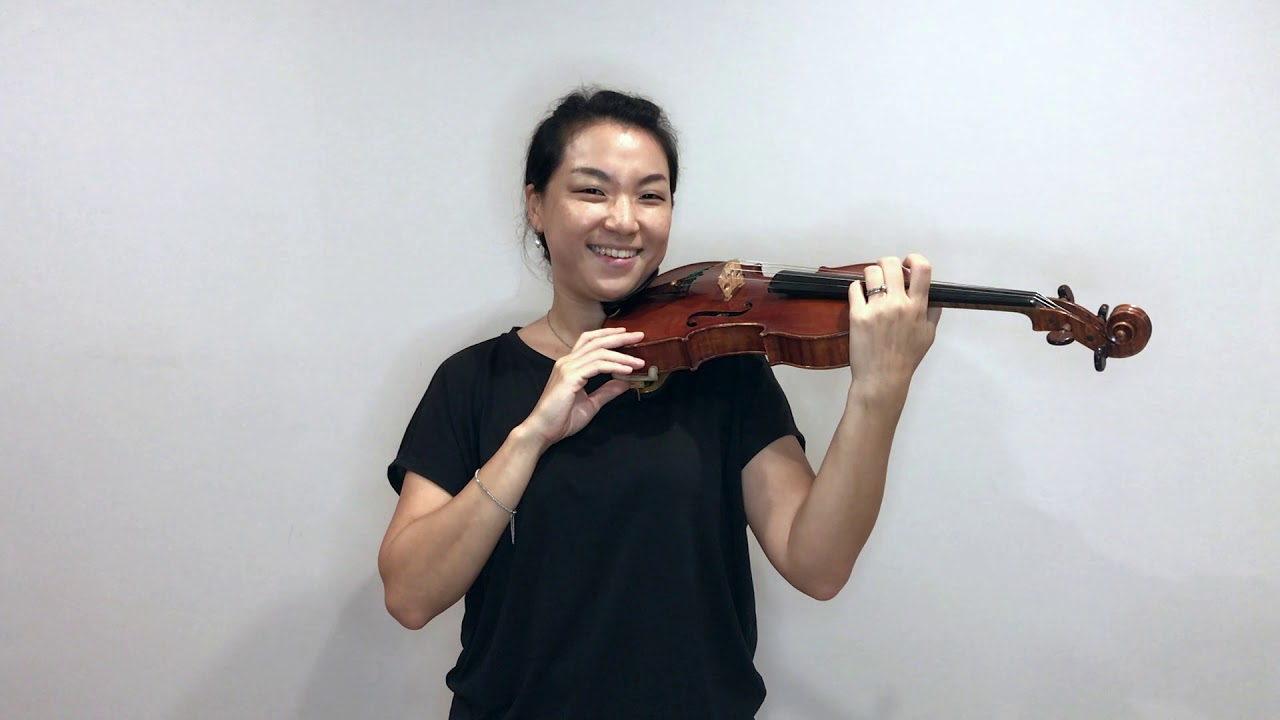[Lesson 1] The very first lesson on Violin: Posture and Plucking ...
