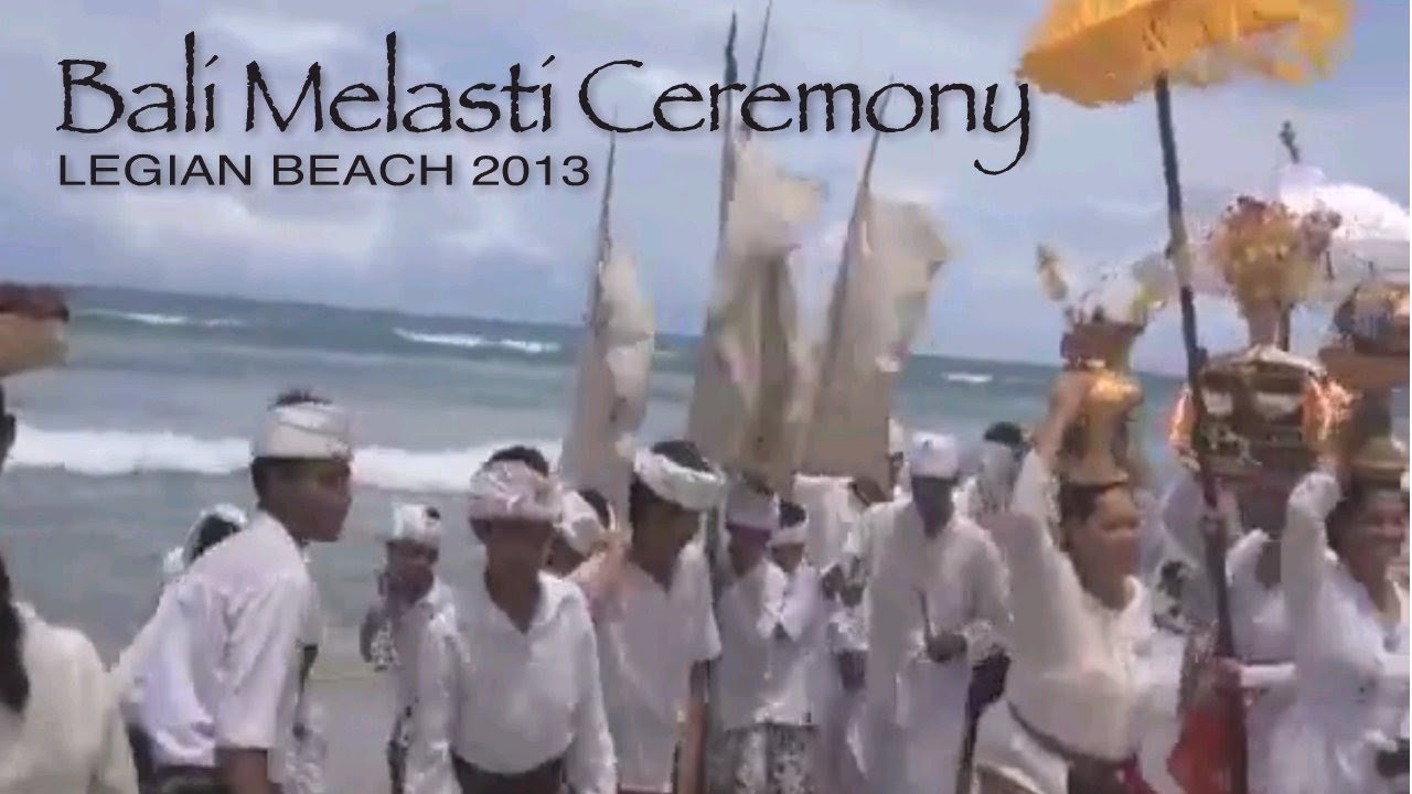 Bali 2013 Melasti Ceremony at Legian Beach - YouTube