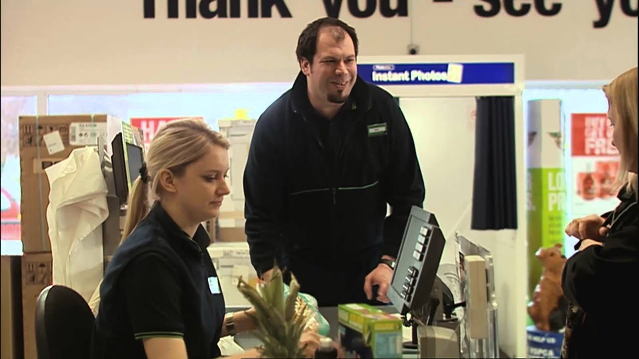 WARM UP GUY BAGGING - YouTube