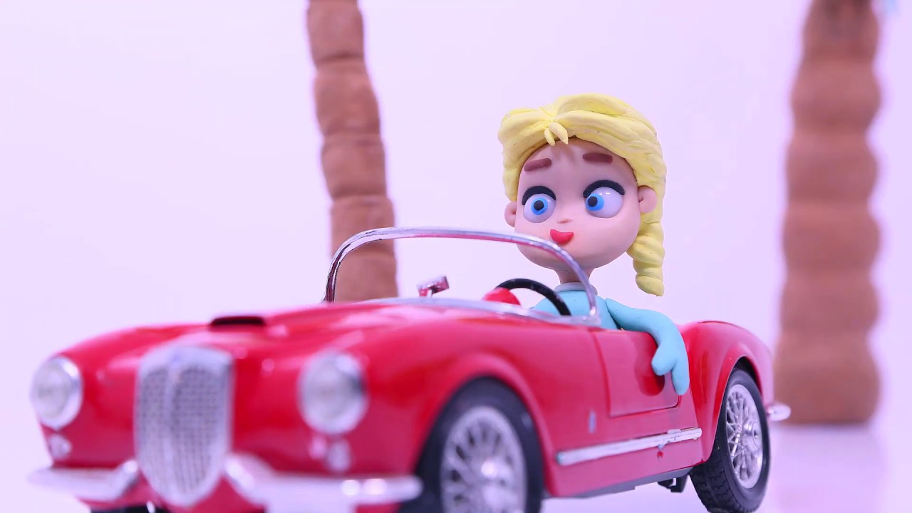 DibusYmas Elsa car 💕Superhero Play Doh Stop motion cartoons - YouTube