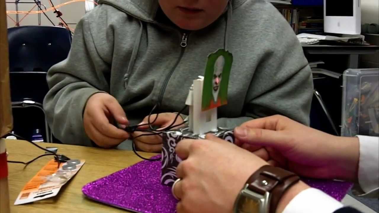 Automata and Circuits - YouTube