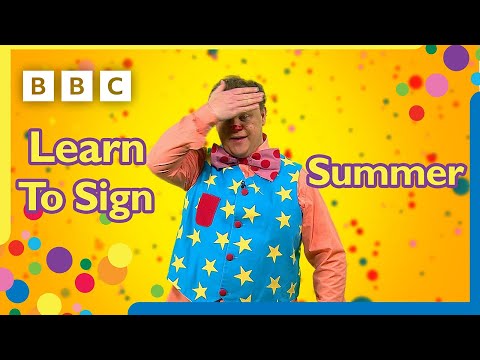 Learn to sign for summer ☀️🏖️ | Mr Tumble and Friends