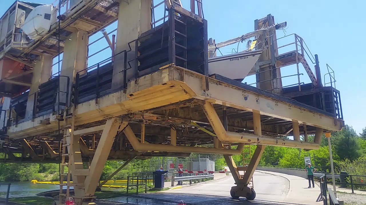Big Chute Railroad lock - YouTube