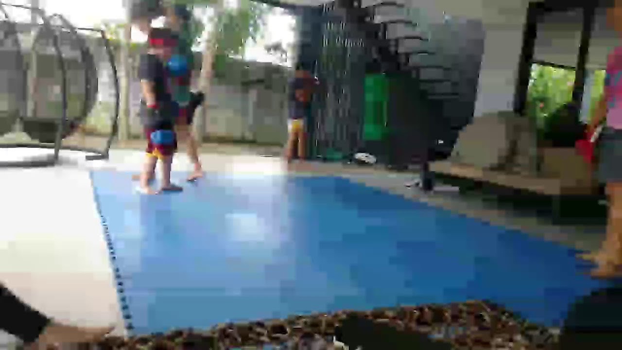 Partner play ng MMA sa bahay nila honesto - YouTube
