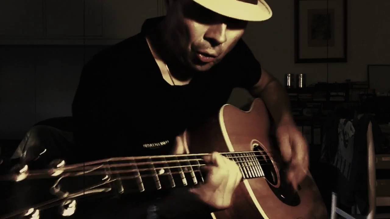 Marco Liverani canta Who needs you dei Queen (in versione chitarra ...