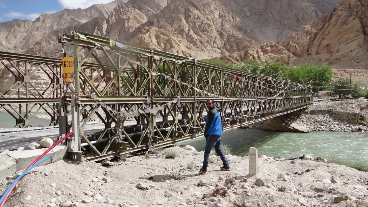 Leh to chumathang (hot water springs) - YouTube