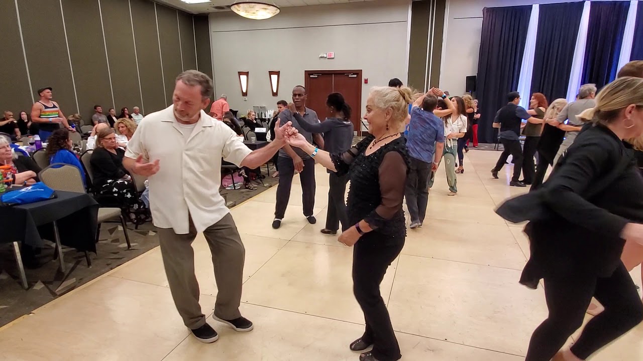 Wes & Debbie Ramsey.Trilogy Swing 2019. - YouTube