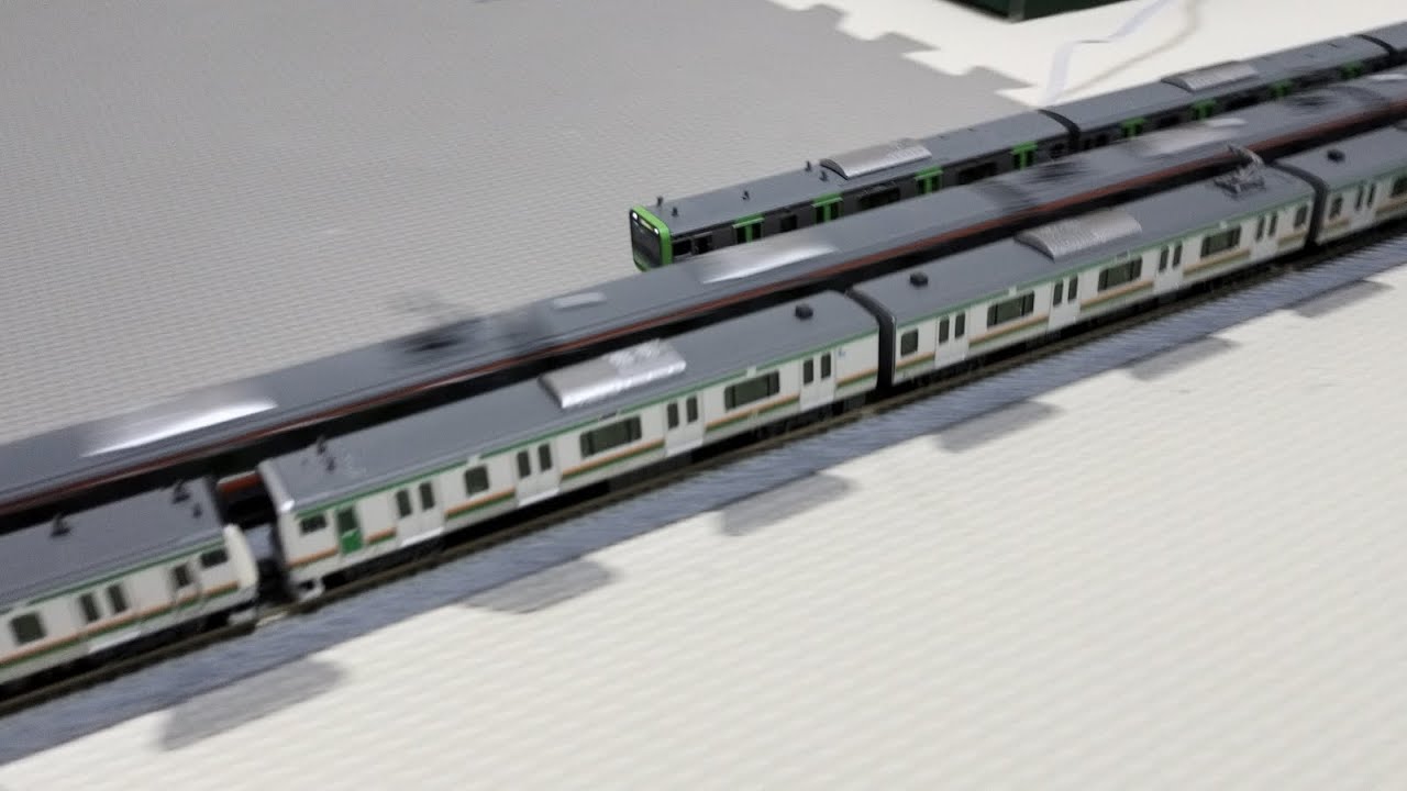 Nゲージ E233系(東海道線、中央線) E231系(東海道線) E235系(山手線) 走行シーン集 - YouTube