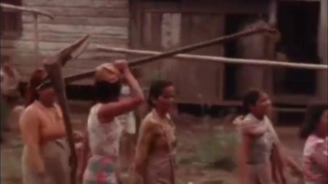 Taneh Karo tahun 1970 - YouTube