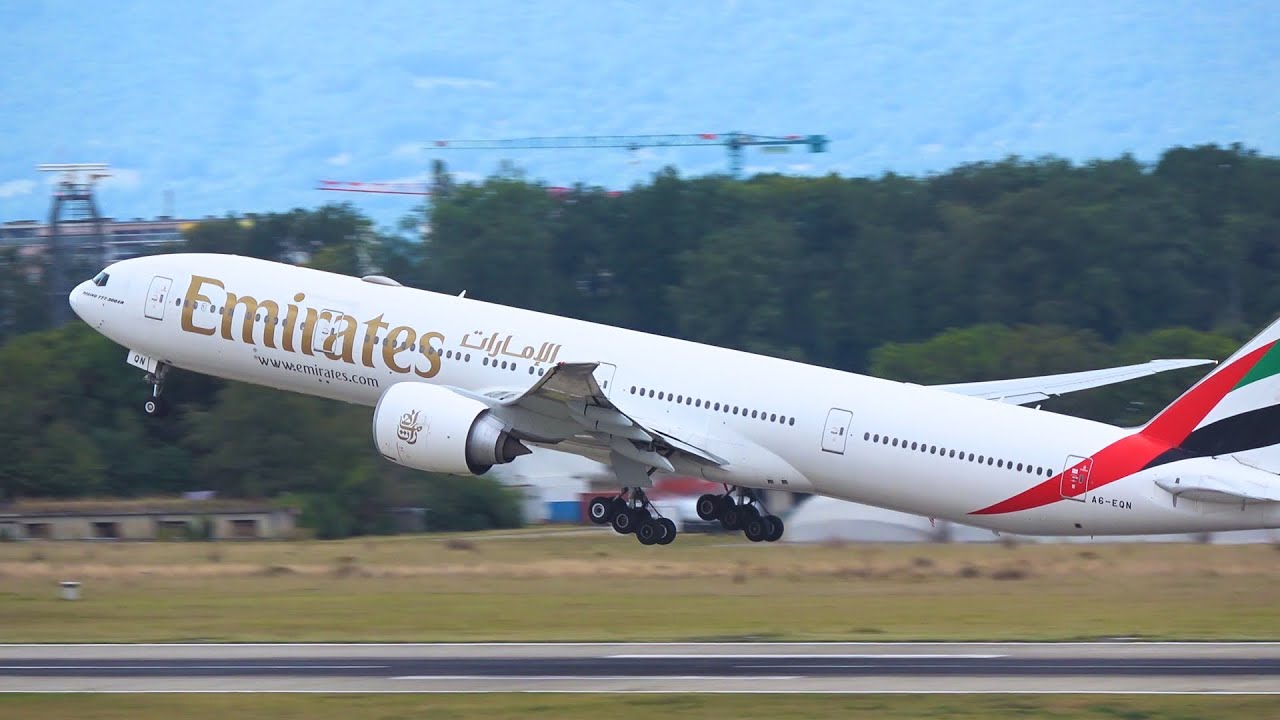 Plane Spotting at GENEVA AIRPORT (GVA/LSGG) | Emirates 777, Qatar A350 ...