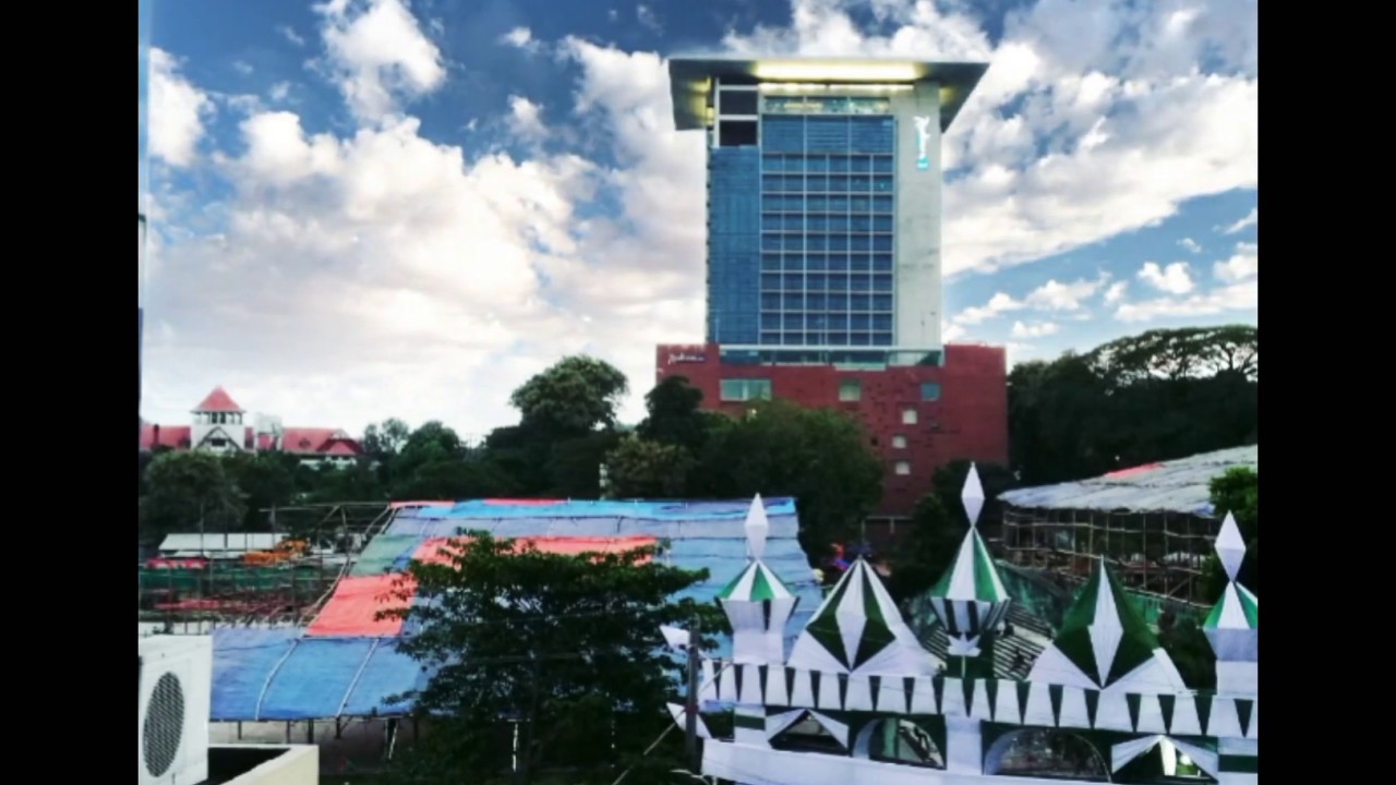 Premier University Ctg. Wasa ক্যাম্পাসের জানালার বাইরের সুন্দর বিকেলের ...