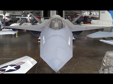 YF-23 Walk Around - YouTube