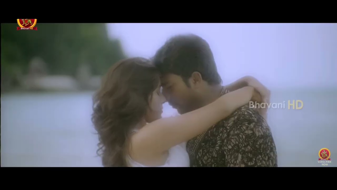 Rashmi Gautham lip lock scene - YouTube