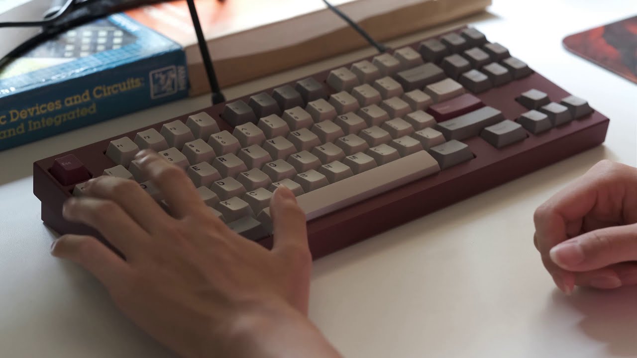 Freq1 8x (F1-8x) Keyboard w/ MX Black Hyperglides 60g - YouTube