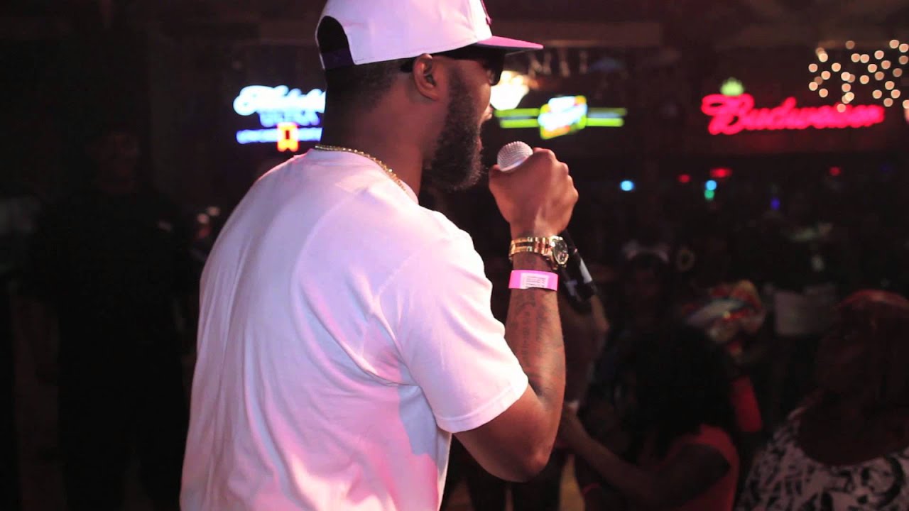 Jay Money Performs @ The Barn - YouTube