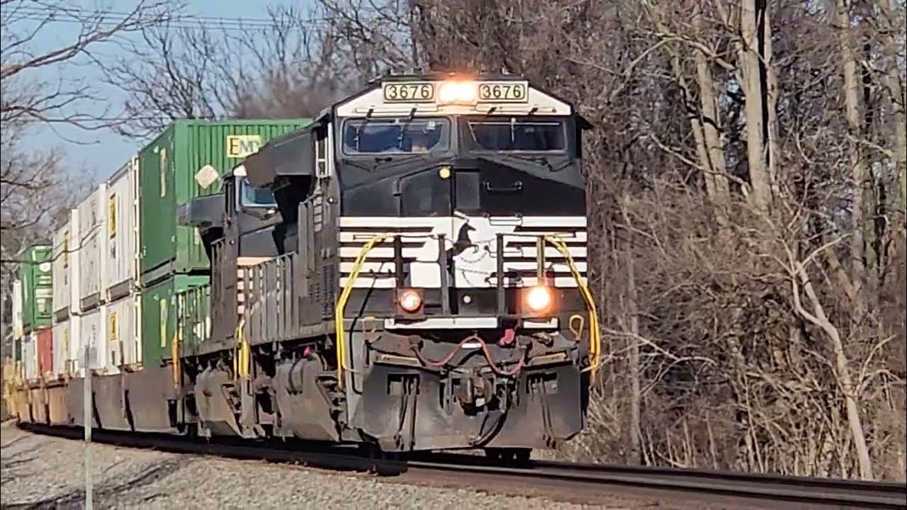 NS 3676 Leads NS 9826 BNSF 4668 NS 4432 on NS 27A Passing Through in Boyce VA - YouTube