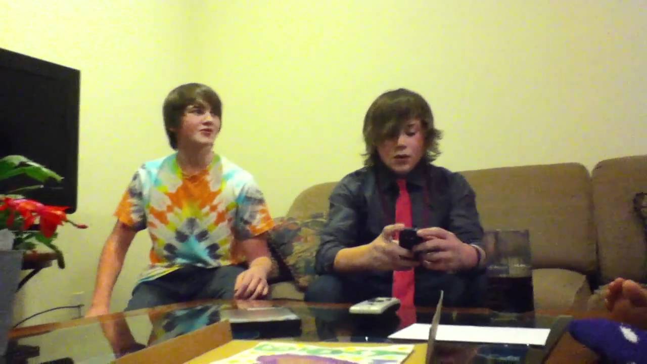 Aaron Wilkinson and Donovan Lawrence Sining and Guitar - YouTube