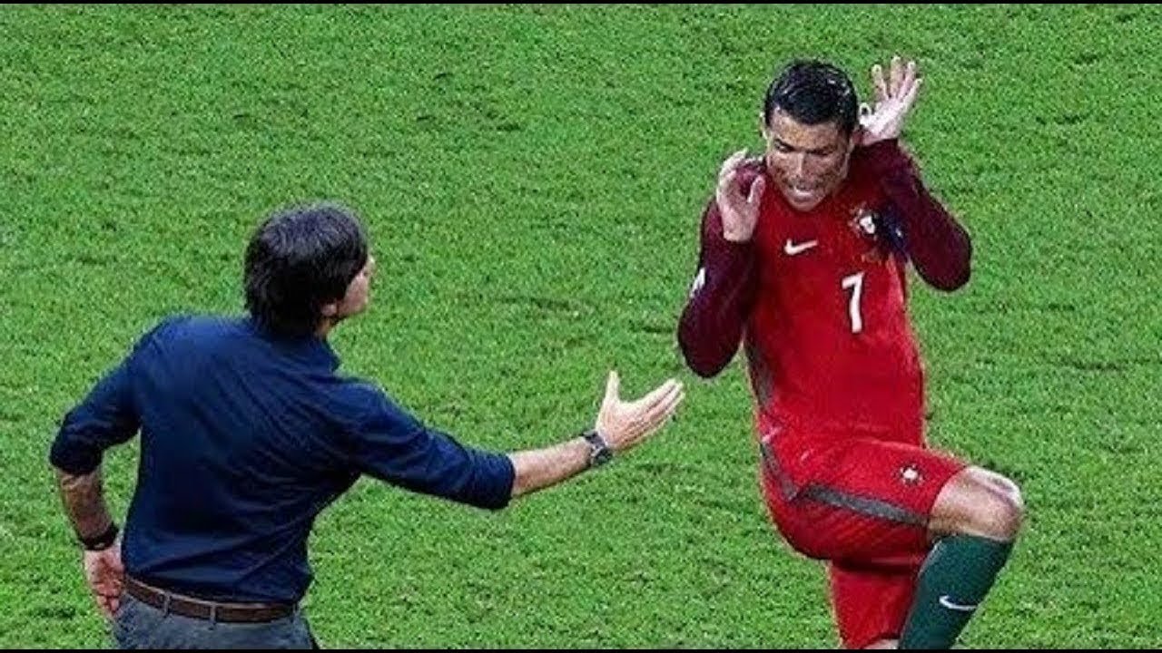 Funny and Crazy Refuses Handshake in Football - YouTube