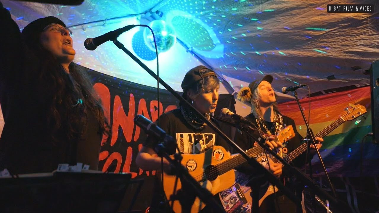 Boom Boom Racoon ::: Anarcho Folk Fest 2023 - YouTube