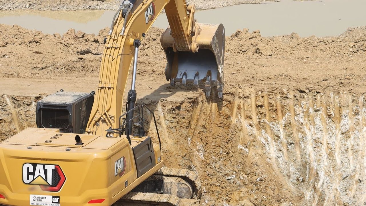 Huge Heavy Equipment Digging Biggest Lake Project - YouTube