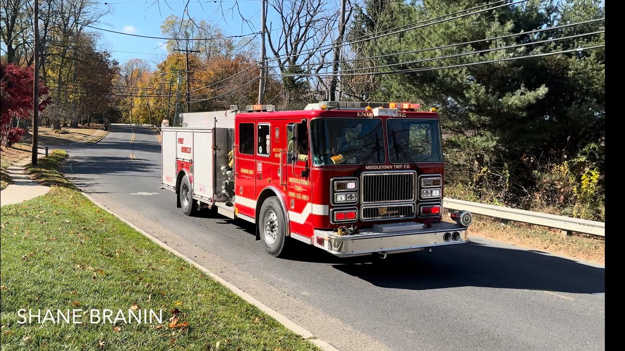 MTFD Engine 182 31-8-75 Responding 11/7/24 - YouTube