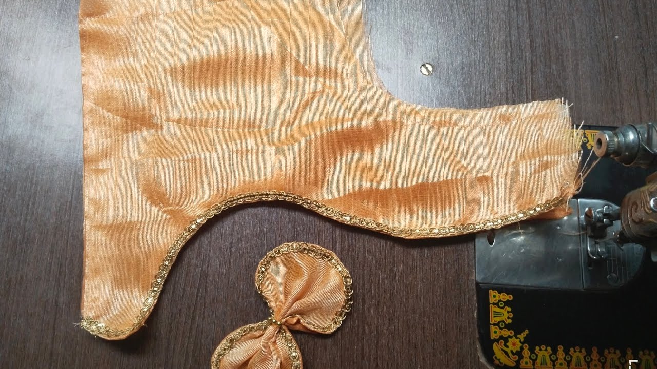 How to make a blause new pattern||#trending blouse designs||cutting and ...