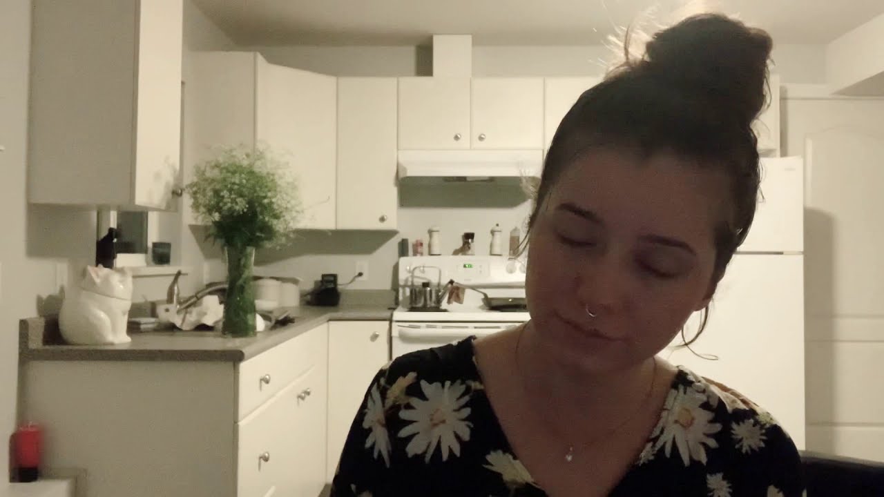 Day 2 ~ Dancing and the Dreaming (cover) / Emma Baker - YouTube