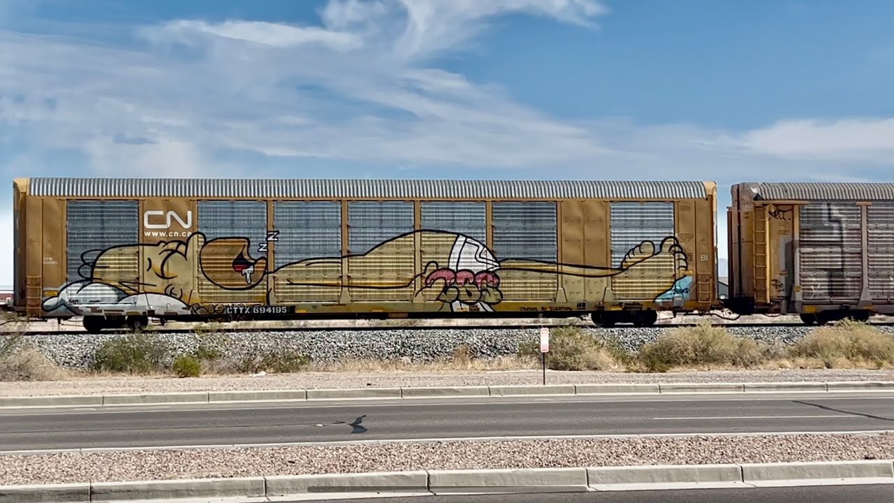 Five UP engines pull a fast train through Queen Creek AZ 3-23-25 - YouTube