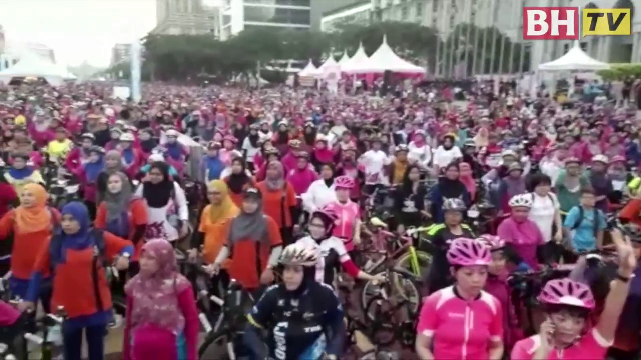 Program konvoi basikal wanita catat rekod - YouTube