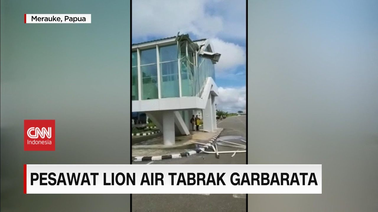 Pesawat Lion Air Tabrak Garbarata - YouTube