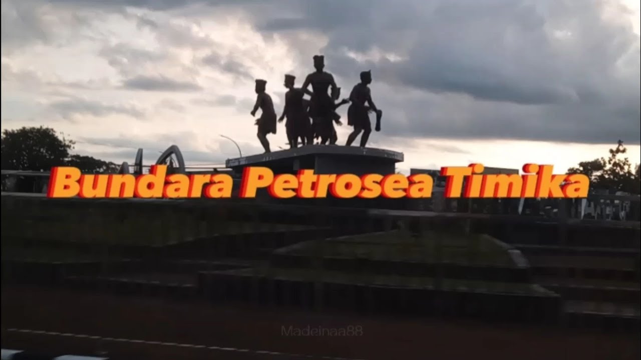 Bundaran Petrosea Timika - YouTube