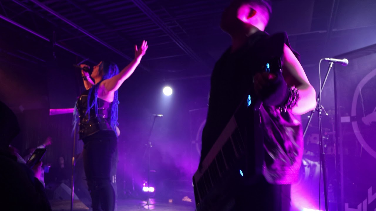 The Wolf HunterZ Bullies - YouTube