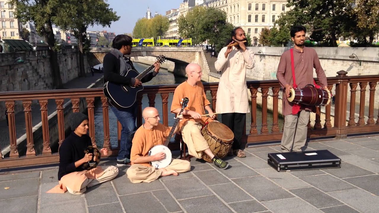 Sounds of Isha in Paris (0410) - YouTube