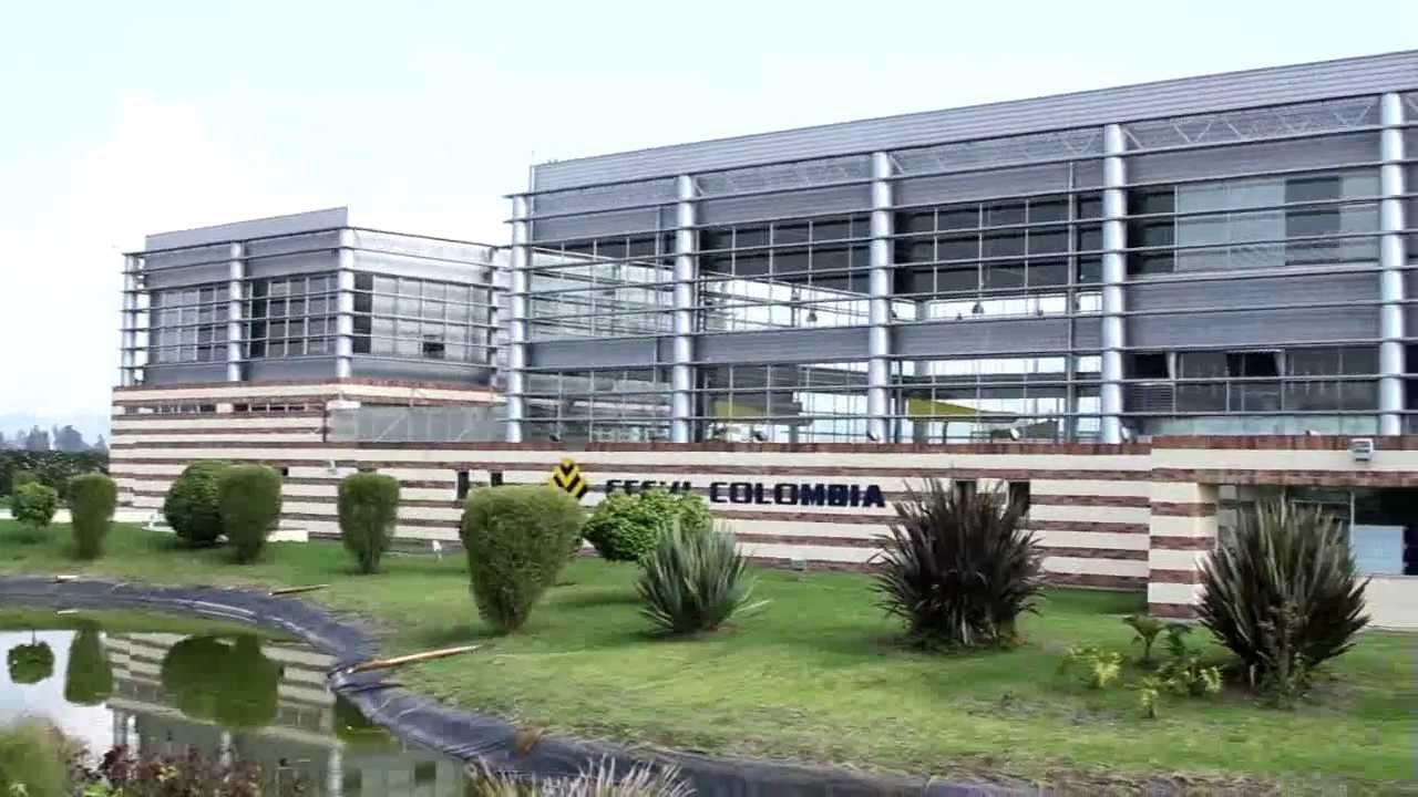 Cesvi Colombia, vídeo corporativo. - YouTube