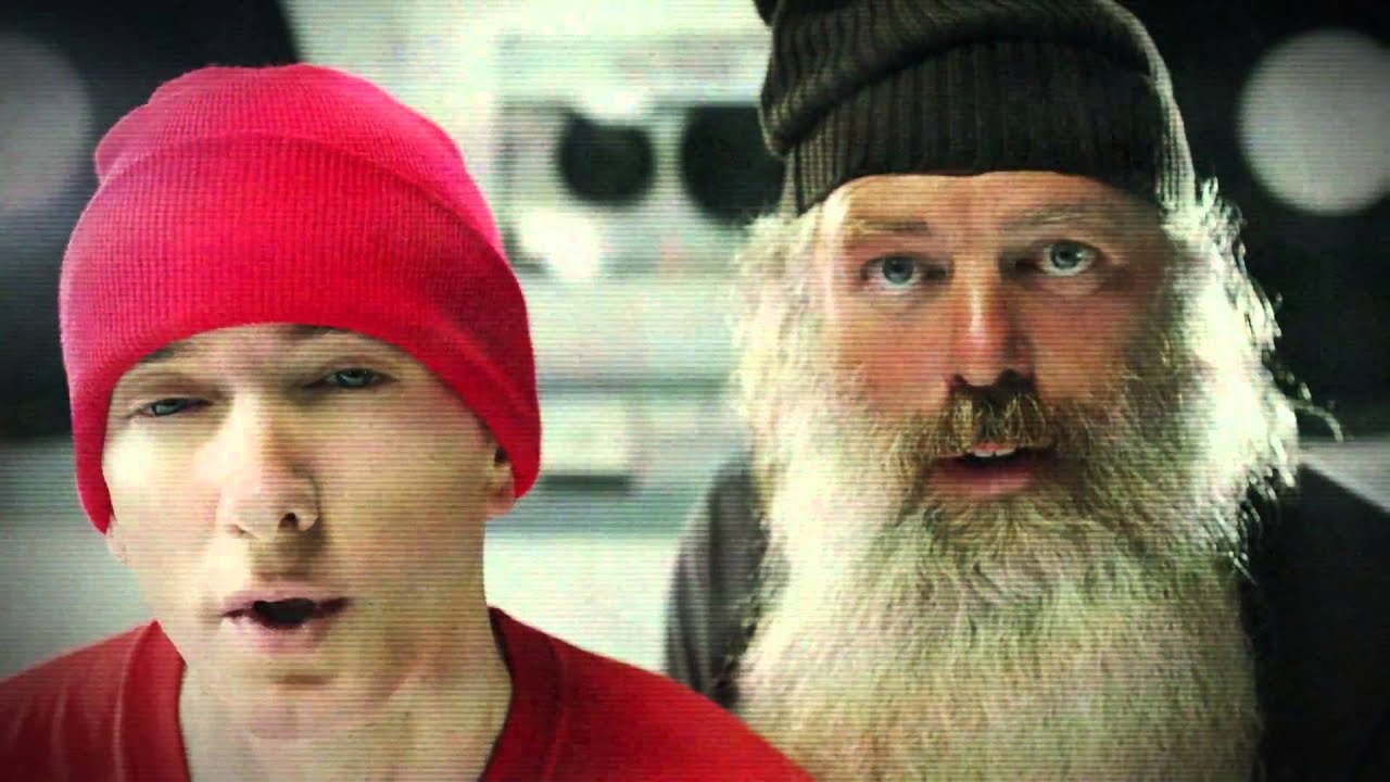 Eminem - Berzerk (Official Video) - YouTube