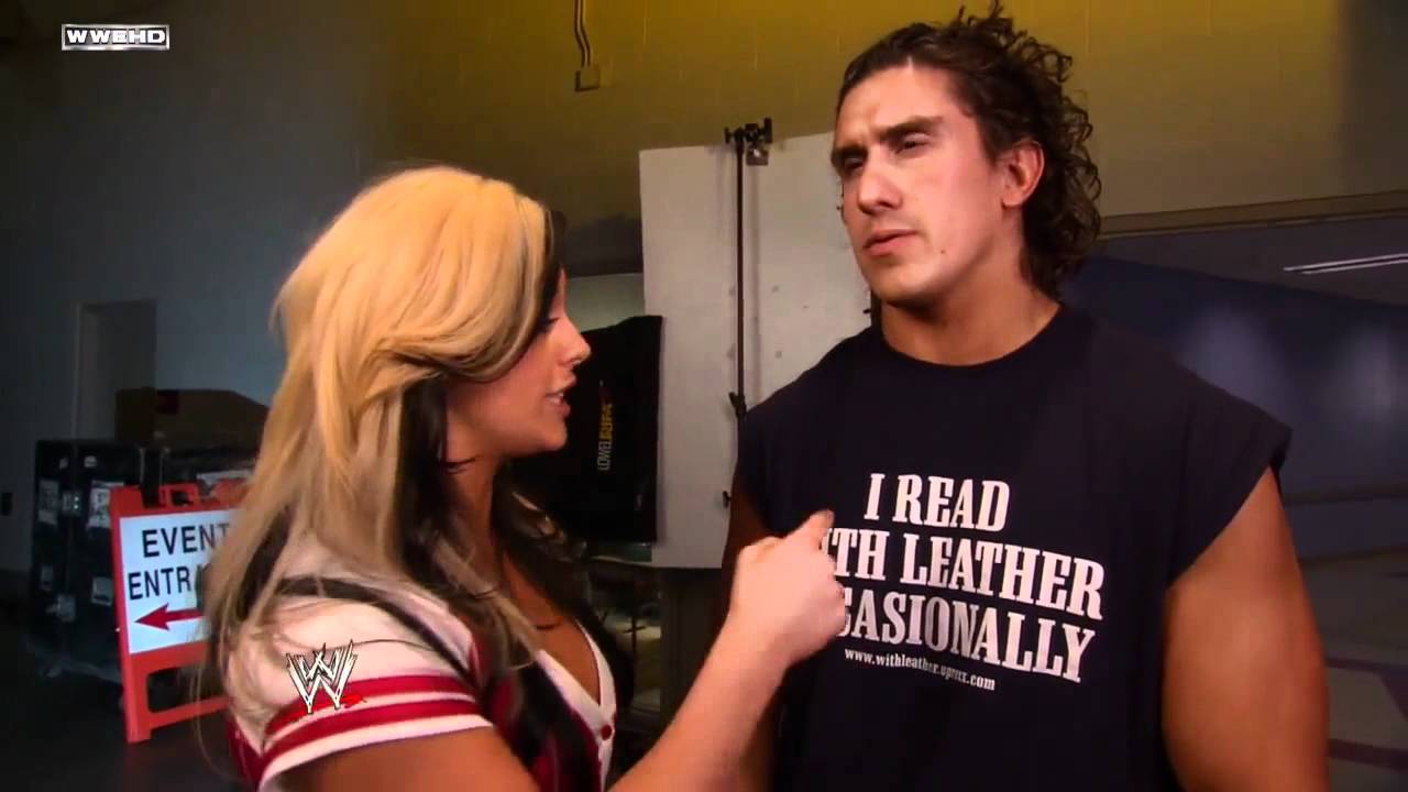 WWE NXT 01/04/12 | Kaitlyn, Maxine, Bateman & Curtis Backstage - YouTube