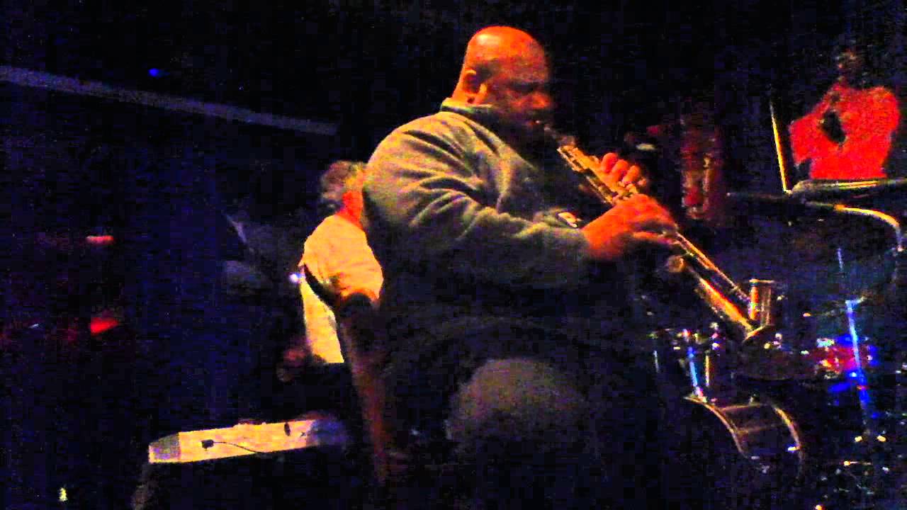 Saxman Darron McKinney Live at Berts Jazz Club Detroit - YouTube