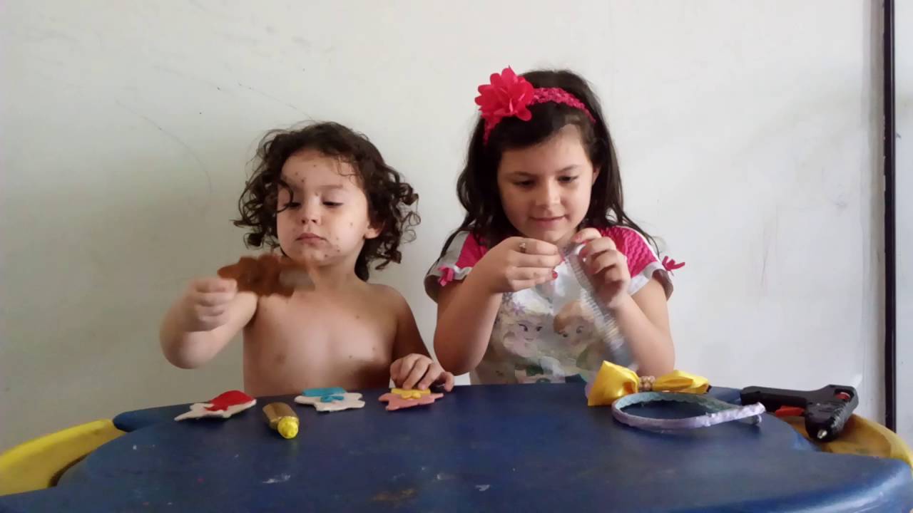 Cuidando Da Irmãzinha Youtube