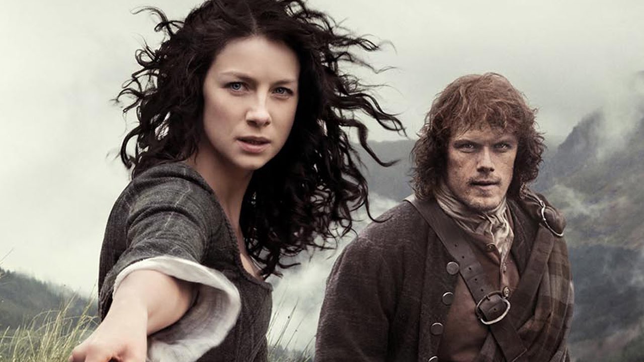 Outlander: Caitriona Balfe, Sam Heughan Season 2 Interview - Comic-Con ...