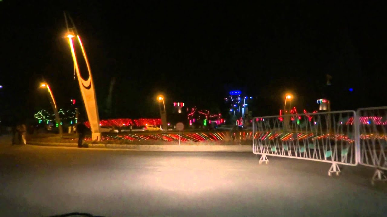 Diwali 2015 Decoration at Amanora Park Town, Pune - YouTube