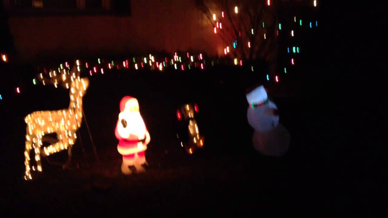 Poco's Christmas Lights - YouTube
