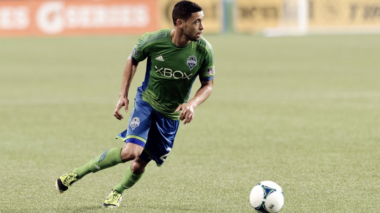 GOAL: Lamar Neagle first time finish ties the game | Seattle Sounders ...