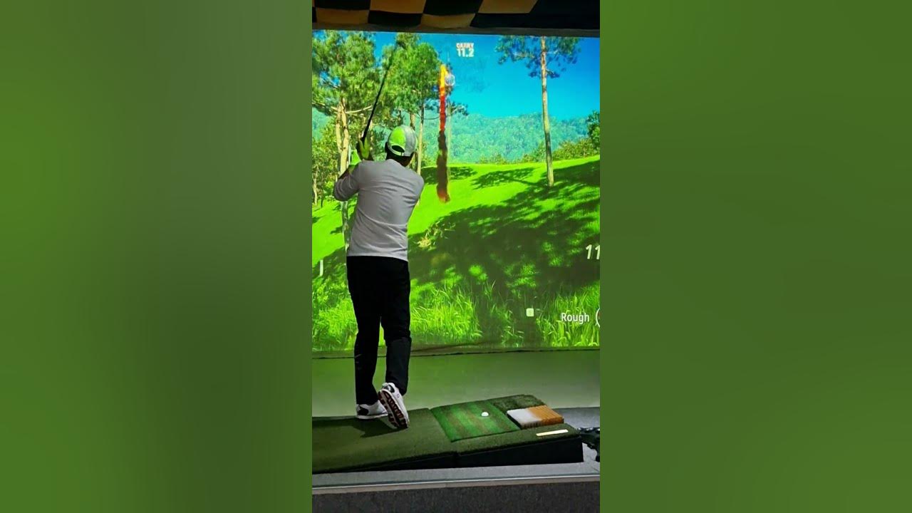 딱70 나무와나무사이😱ㅋ골프골프존스크린골프nx골프존cc필드필드골프필드레슨웨지퍼터아이언비거리골프레슨숏게임숏아이언드라이버롱아이언우드유틸