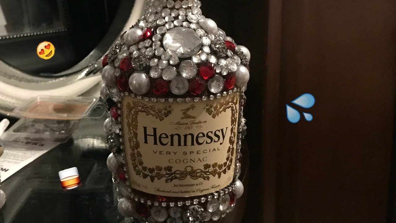 Decked Out Henny Bottle DIY | JUICYY JAY - YouTube