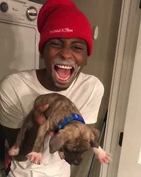 Crackhead bobby eating dog - YouTube