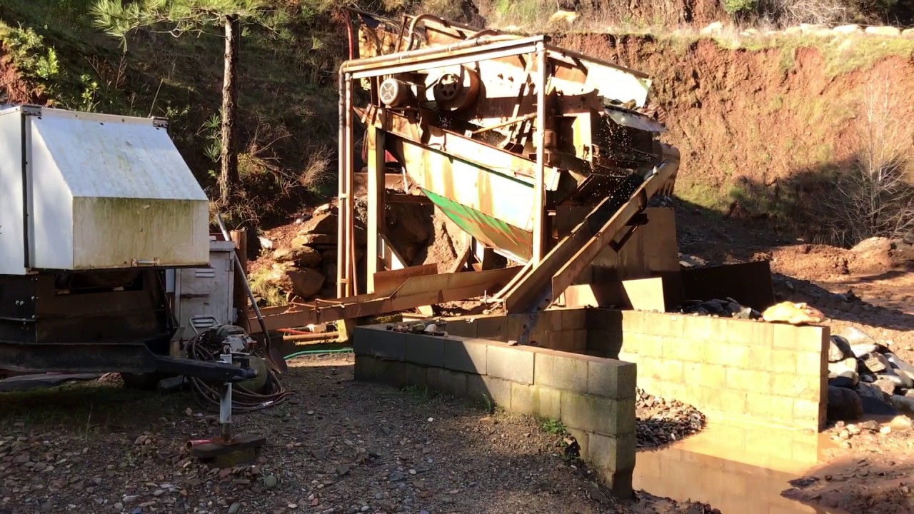Here is our wash plant in action - Roaring Camp Mining Company - YouTube