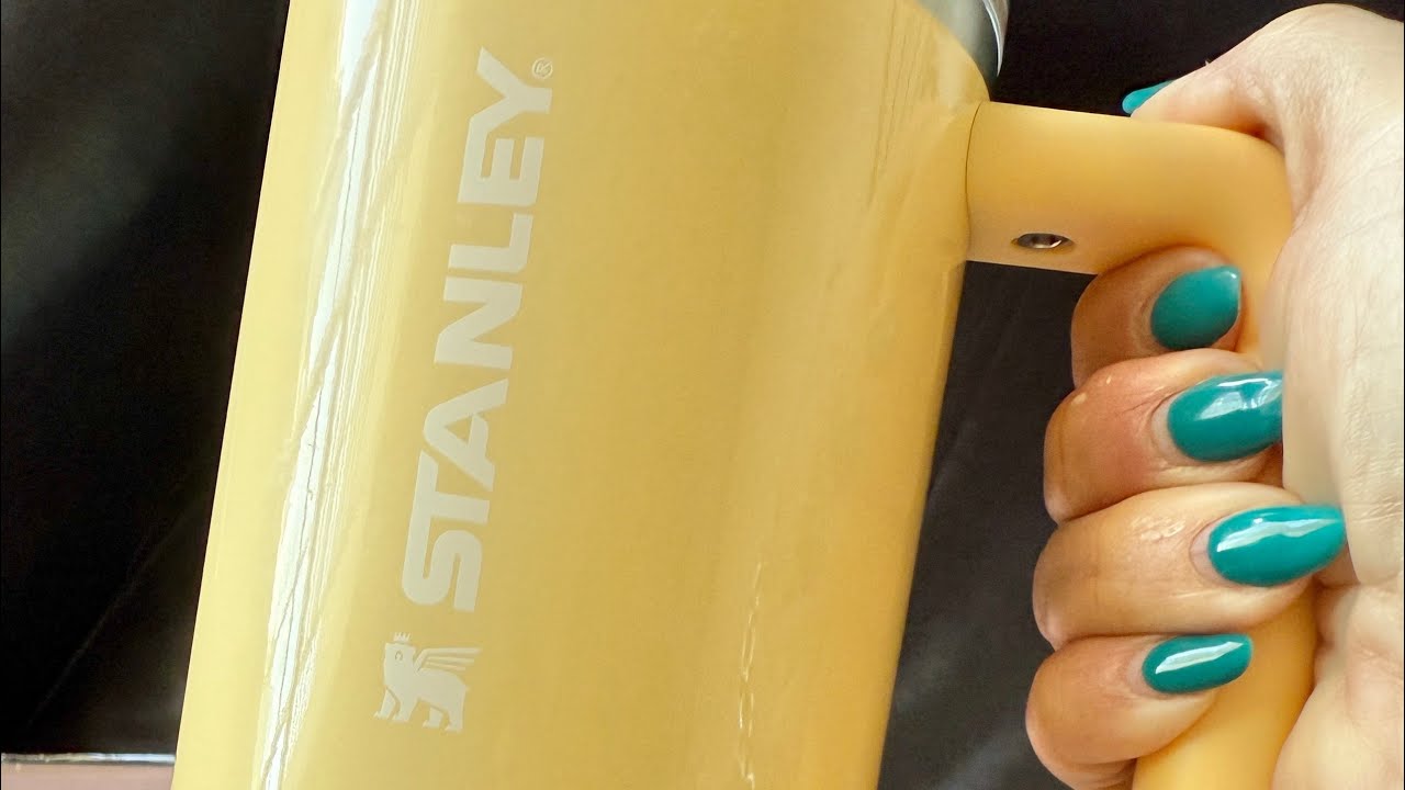 Stanley swap with the Bestie -Natalie - Putsomeblingonit 💛💛💛 - YouTube