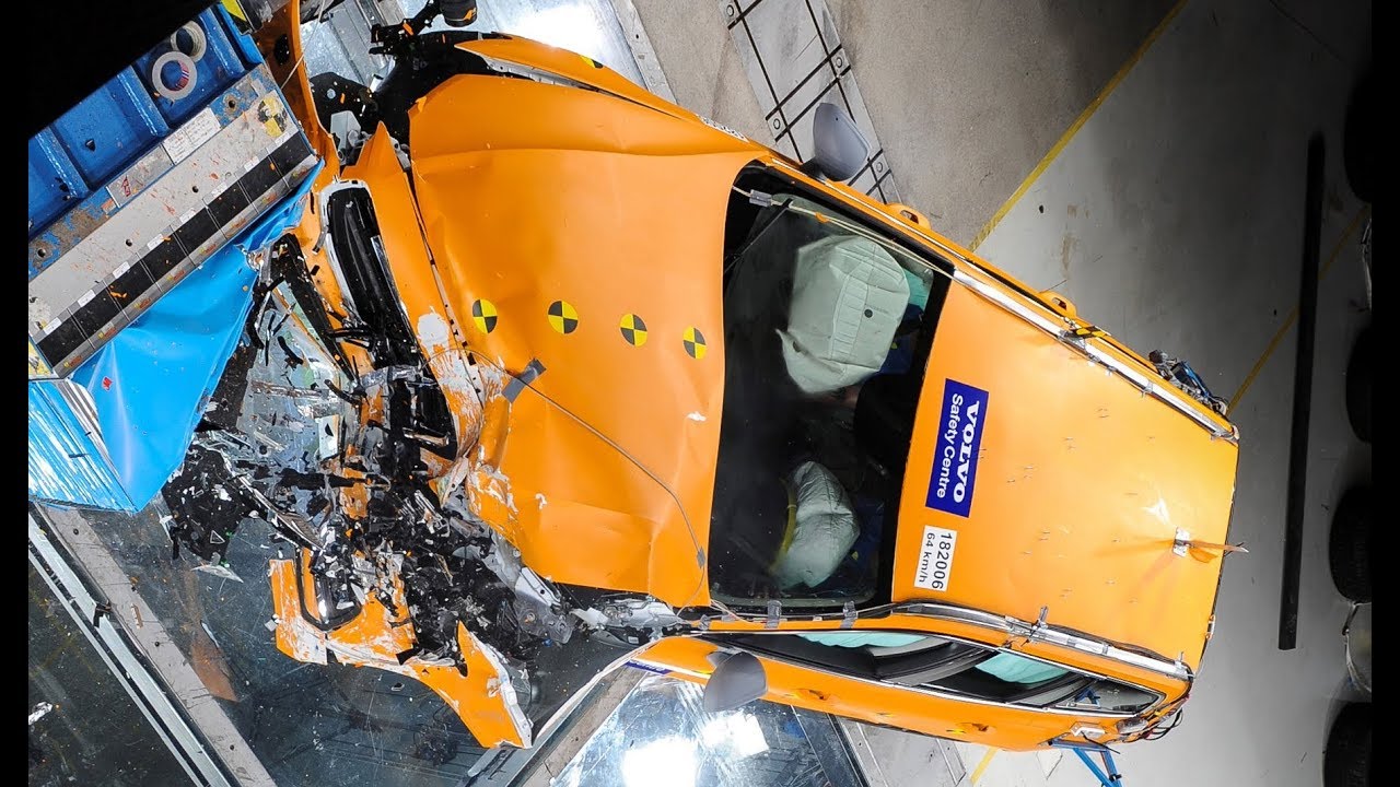 2019 Volvo V60 Crash Test - YouTube