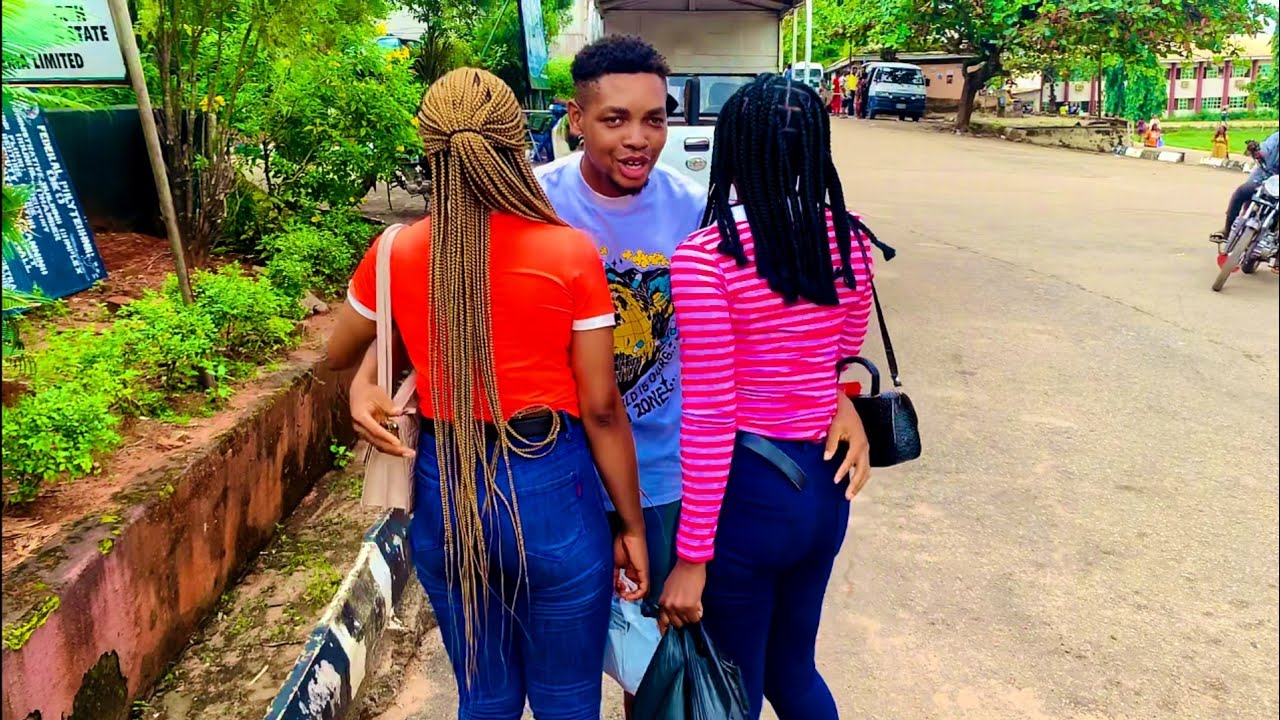 Can I GRAB it a little or kiss you a little 💋🍑#podcast - YouTube